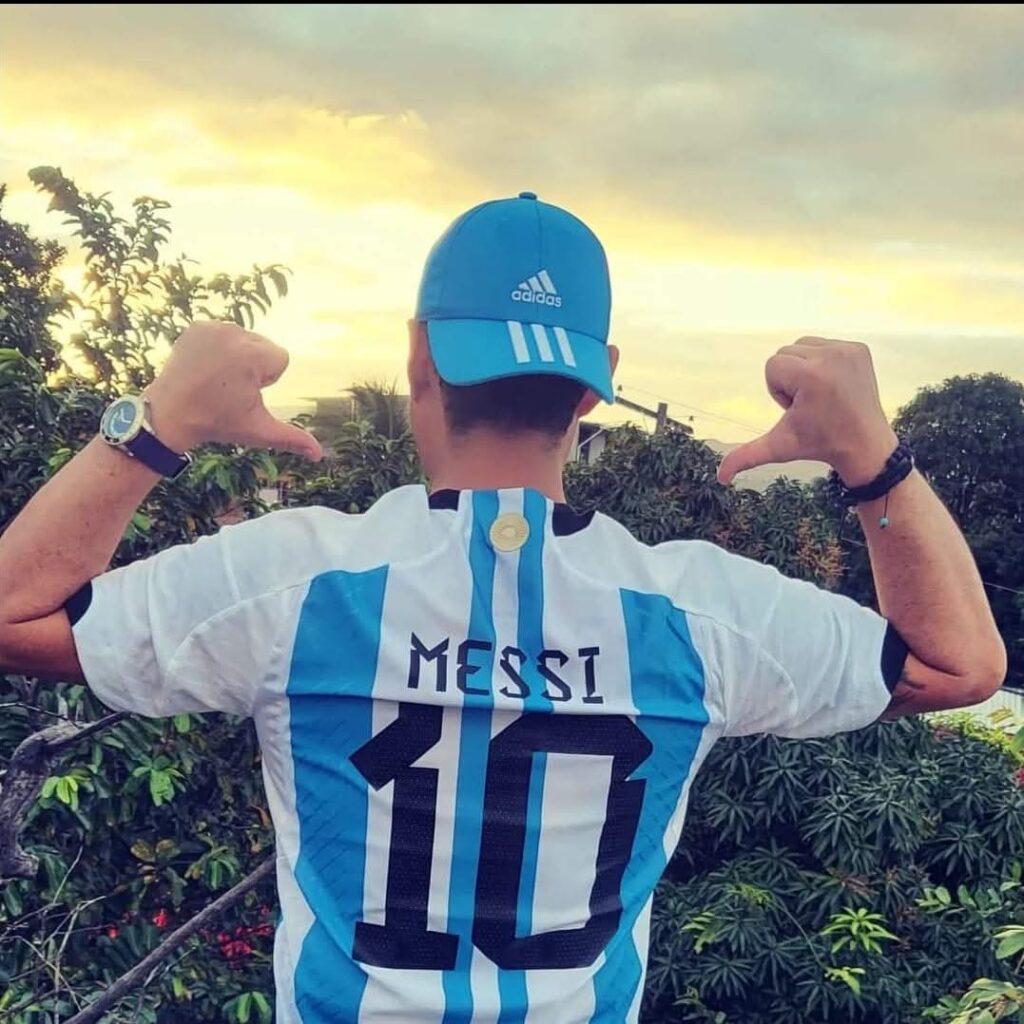 Messi en Honduras: La histeria colectiva y el negocio del año - Baleada ...